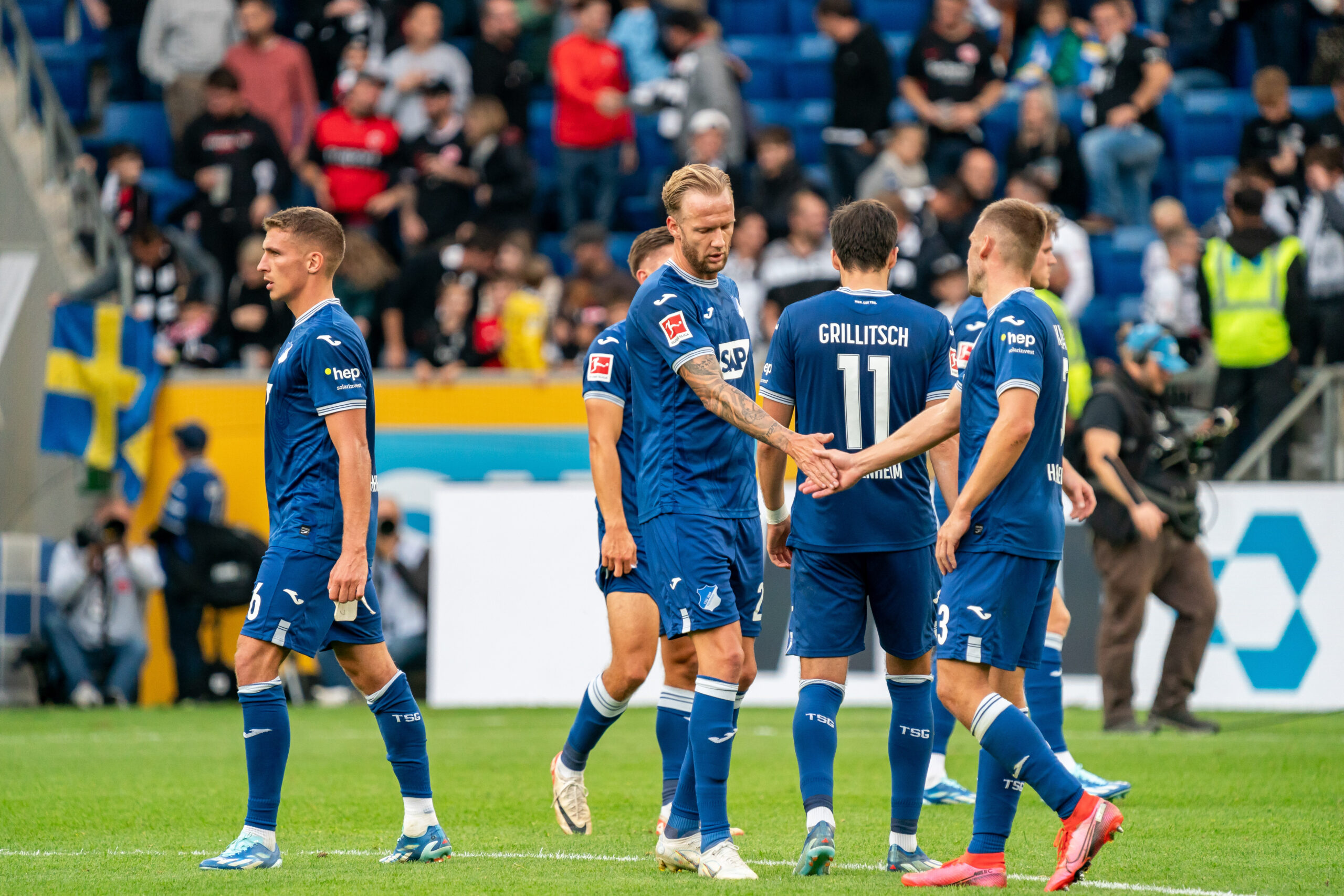 Die bessere Defensive war ausschlaggebend: TSG unterliegt Frankfurt 1:3 ...